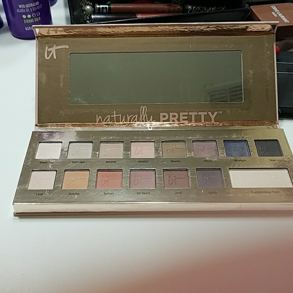 it cosmetics | Makeup | Eye Shadow Pallet It Cosmetics | Poshmark